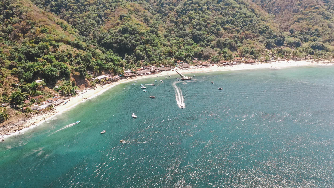 Boat ride to Quimixto - Puerto vallarta Viking fishing charters